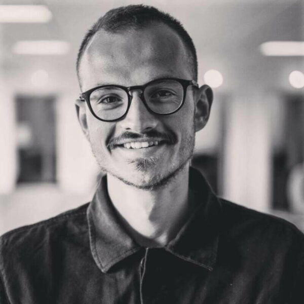 TeachBit.ro - Devino Frontend Web Developer în 12 luni